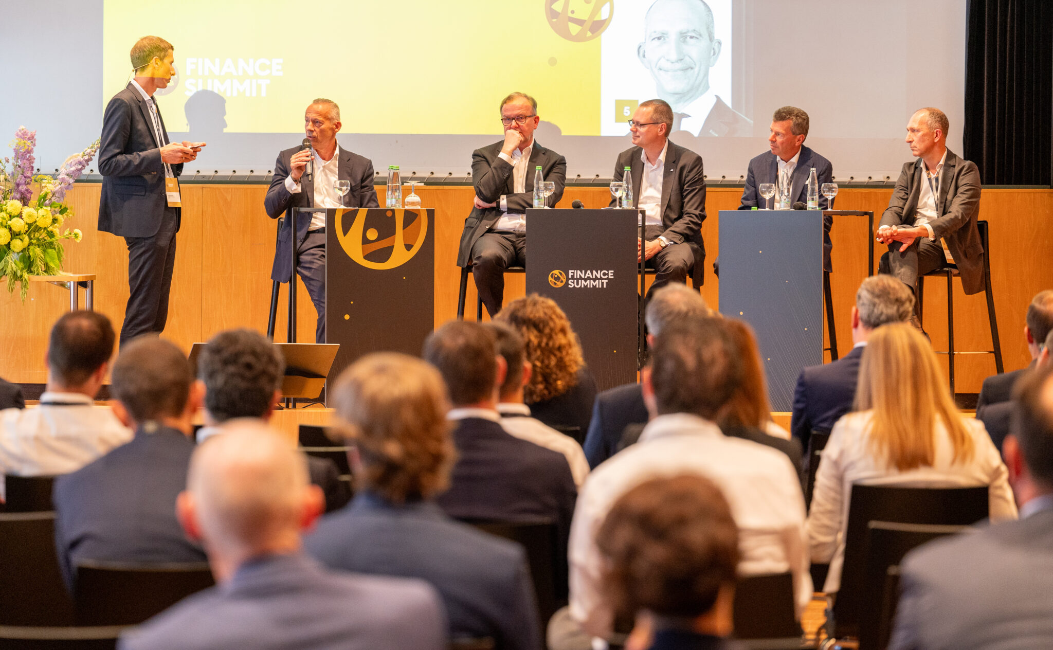 Stuttgart Finance Summit